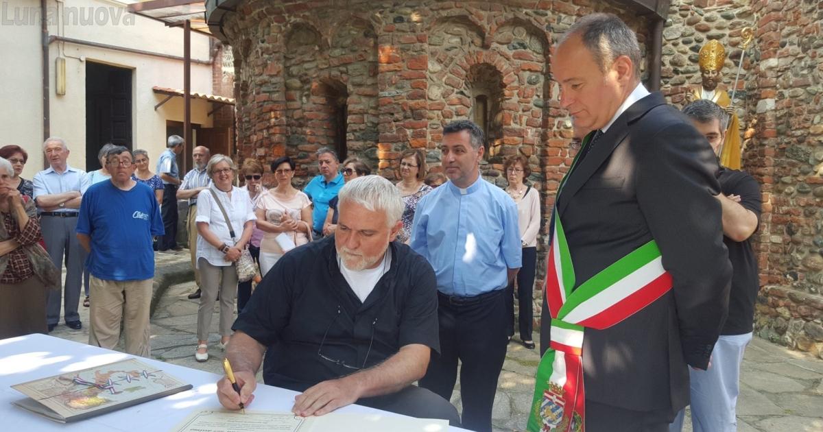 Collegno in lutto per l'addio a don Claudio Campa - Luna Nuova