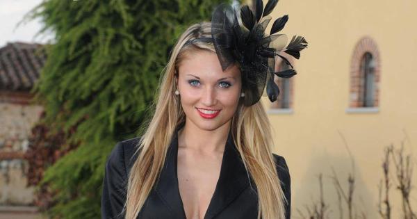 Marta in corsa per diventare la nuova velina bionda - Luna Nuova