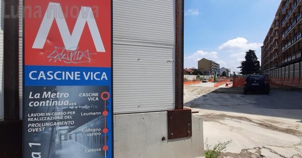 Rivoli in festa per l'arrivo della Metro - Luna Nuova